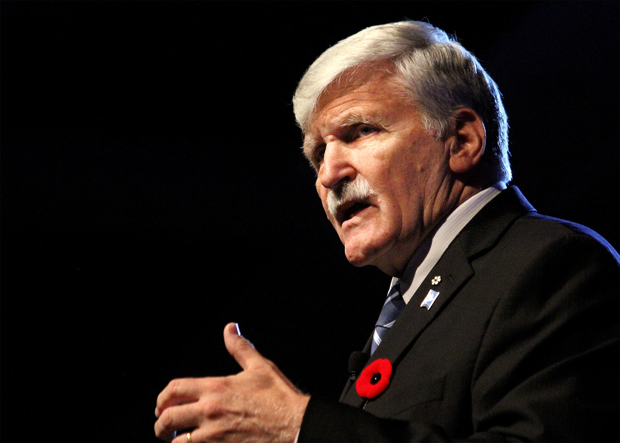 Roméo Dallaire: Leadership, Human Rights & Mental Health Speaker | NSB