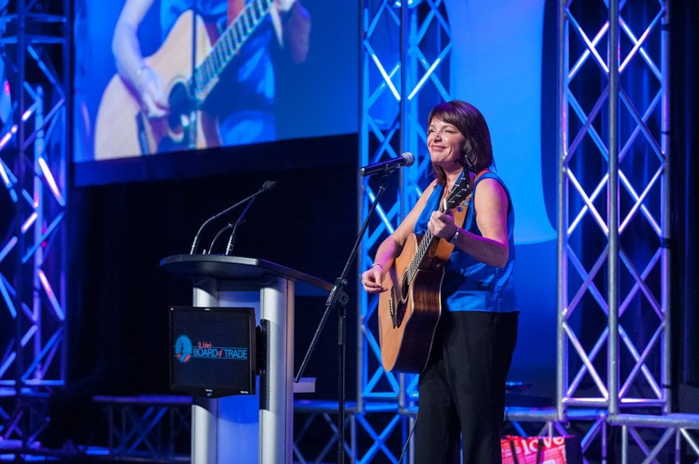 Sheila Williams | Corporate Entertainer & Music Therapist